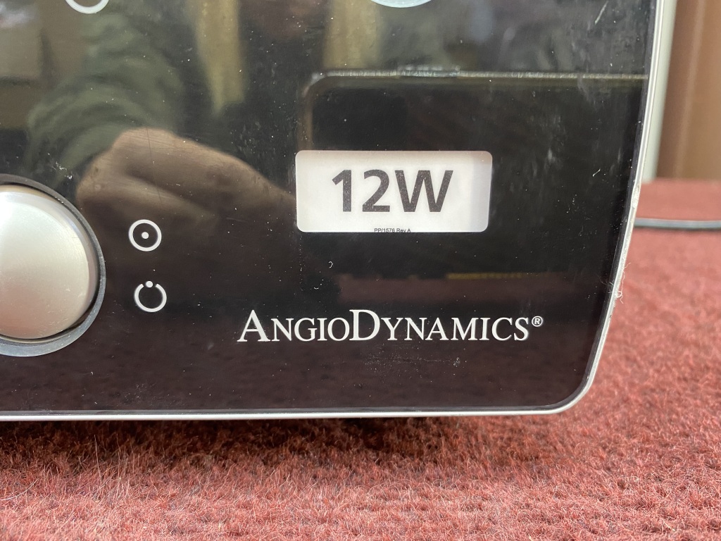 AngioDynamics VenaCure 1470 EVLT Endovenous Laser Treatment System ...