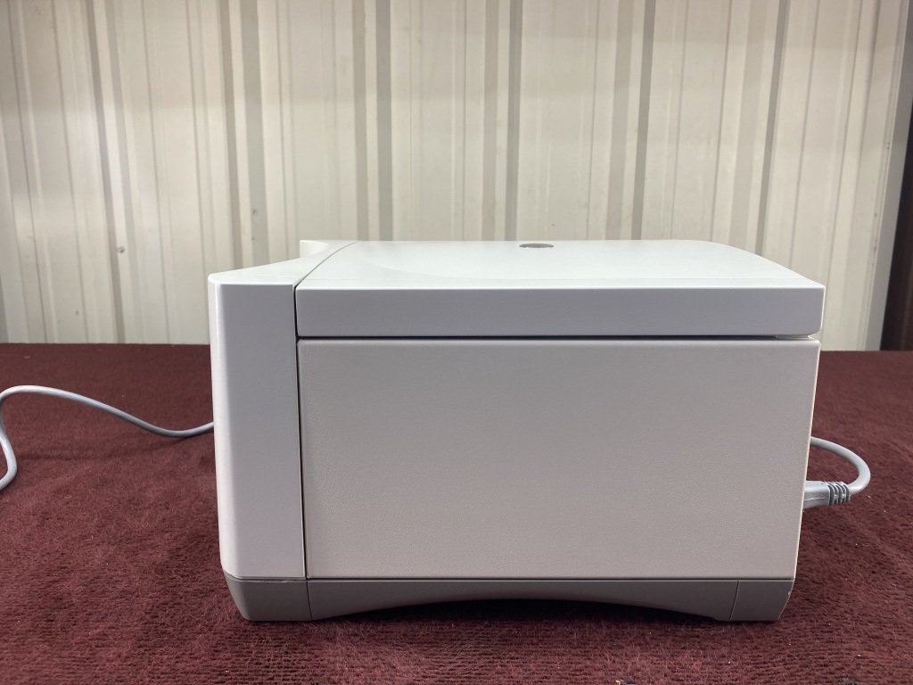 Eppendorf AG Microcentrifuge 22331 Hamburg Purespin Executive Series ...