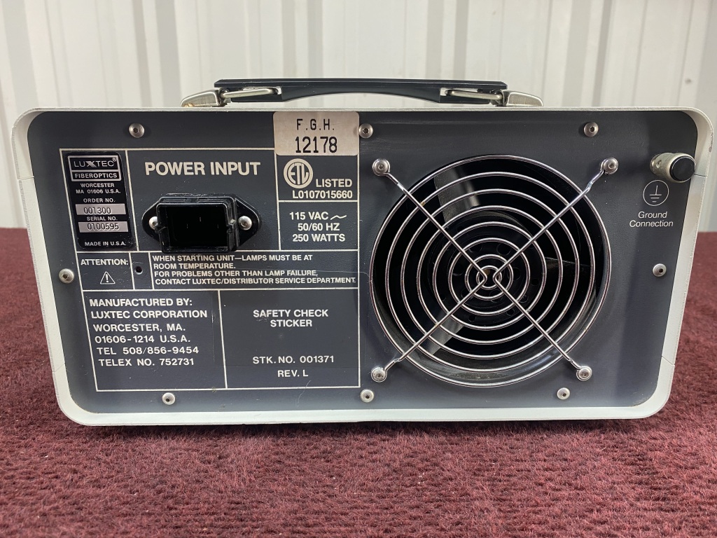 Luxtec 1300 Endoscope Dual Channel 150W Fiberoptic Universal Light ...