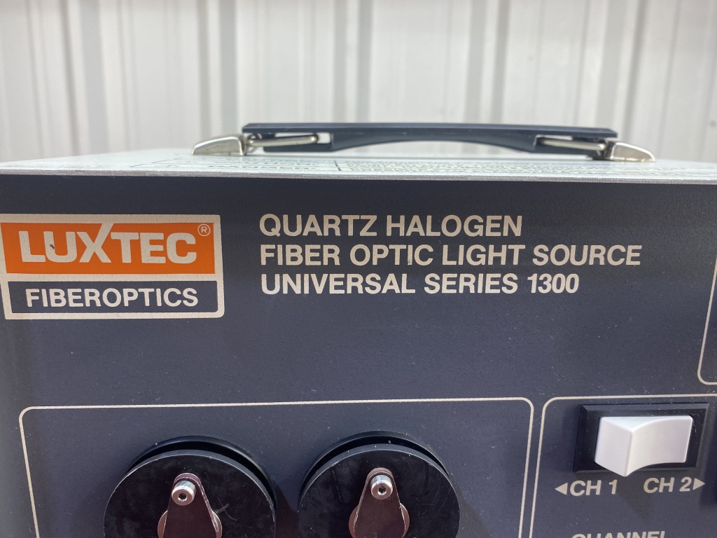 Luxtec 1300 Endoscope Dual Channel 150W Fiberoptic Universal Light ...