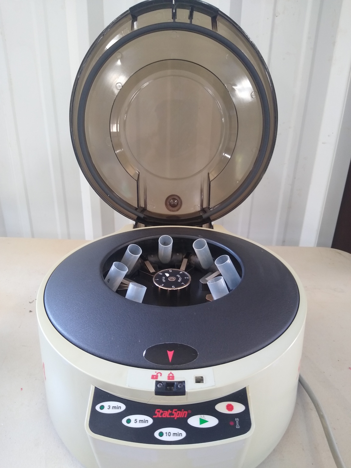 IRIS SAMPLE PROCESSING STATSPIN EXPRESS 4 CENTRIFUGE - Medsold