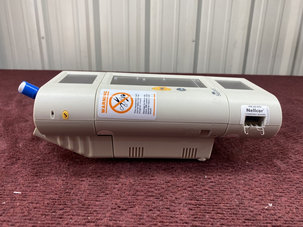 SunTech 247B Diagnostic Patient Monitor (NIBP/SpO2) w/ Temperature ...