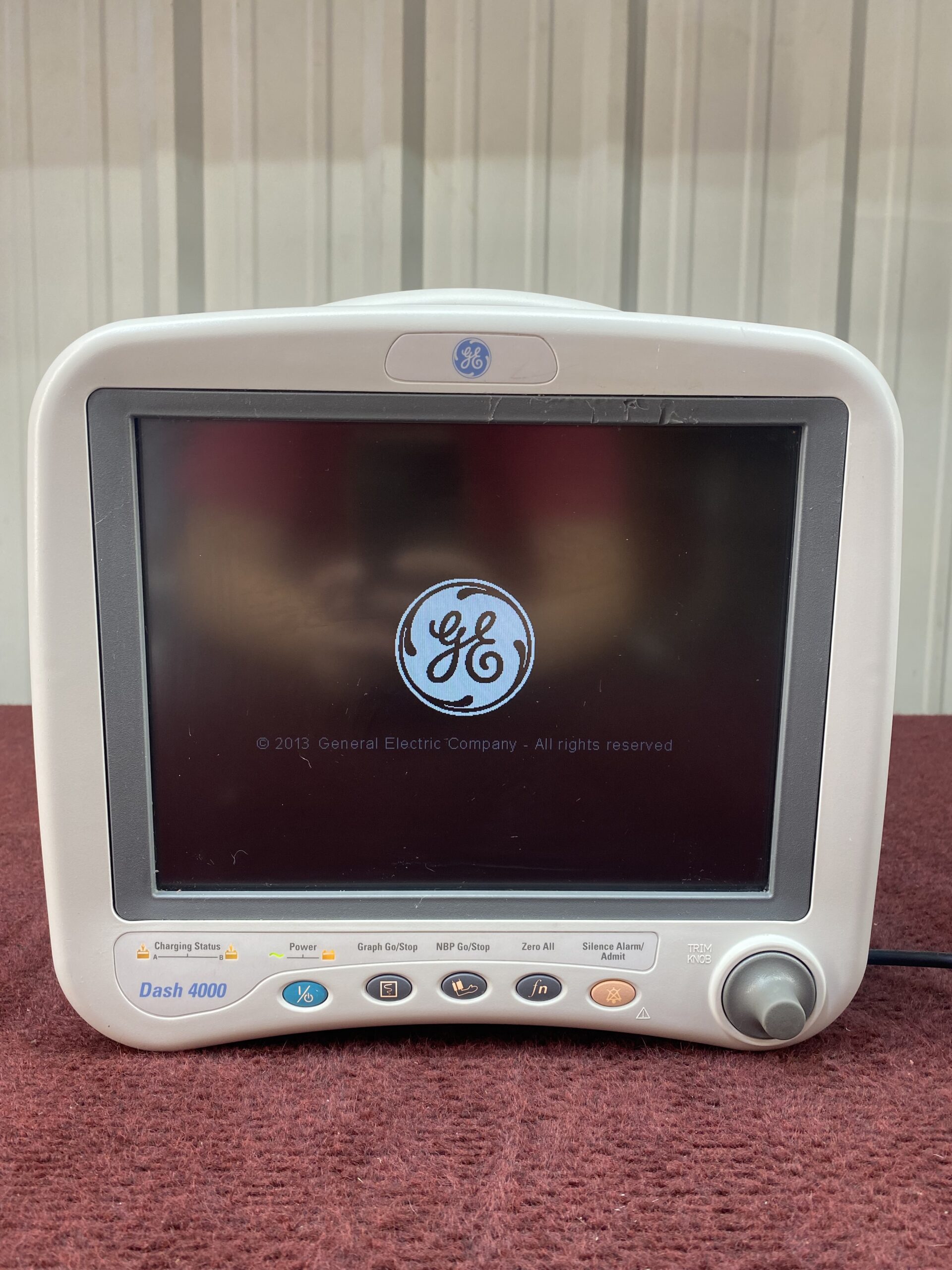 GE Dash 4000 Patient Monitor SpO2 NBP ECG Temp & Printer Nellcor - Medsold