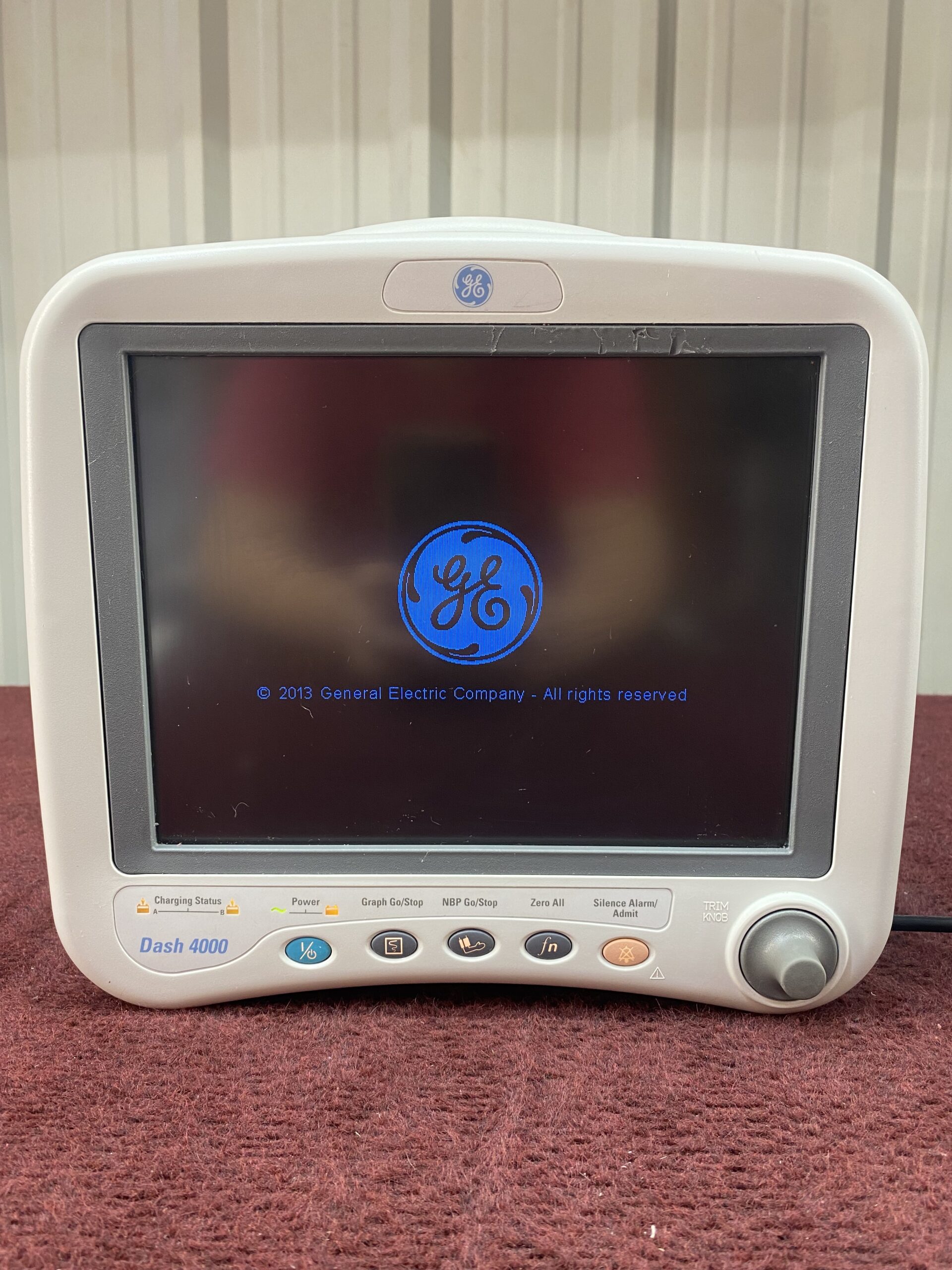 GE Dash 4000 Patient Monitor SpO2 NBP ECG Temp & Printer Nellcor - Medsold