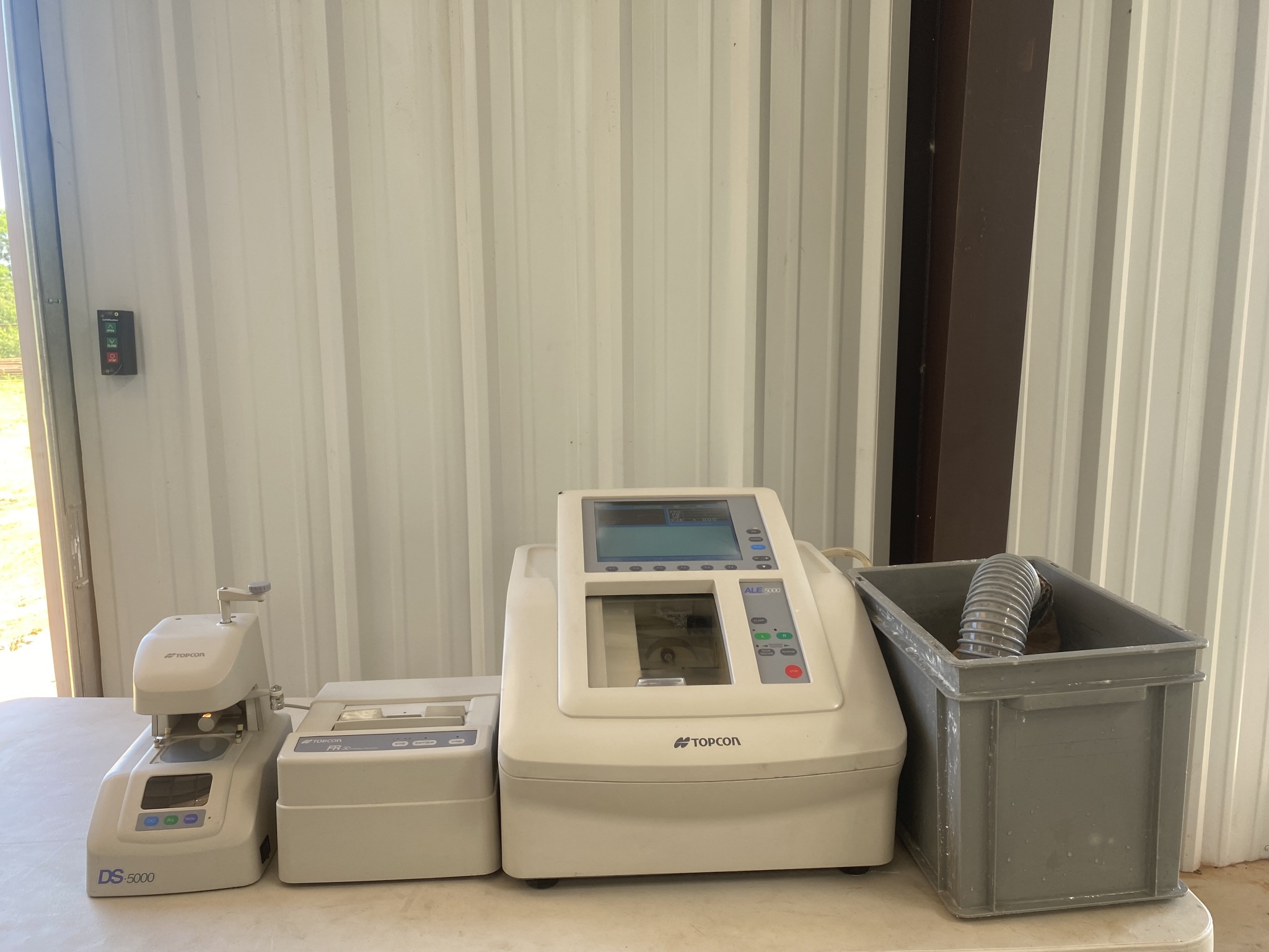 TOPCON Patternless Edger - ALE-5000 with DS 5000 & FR 50 - Medsold