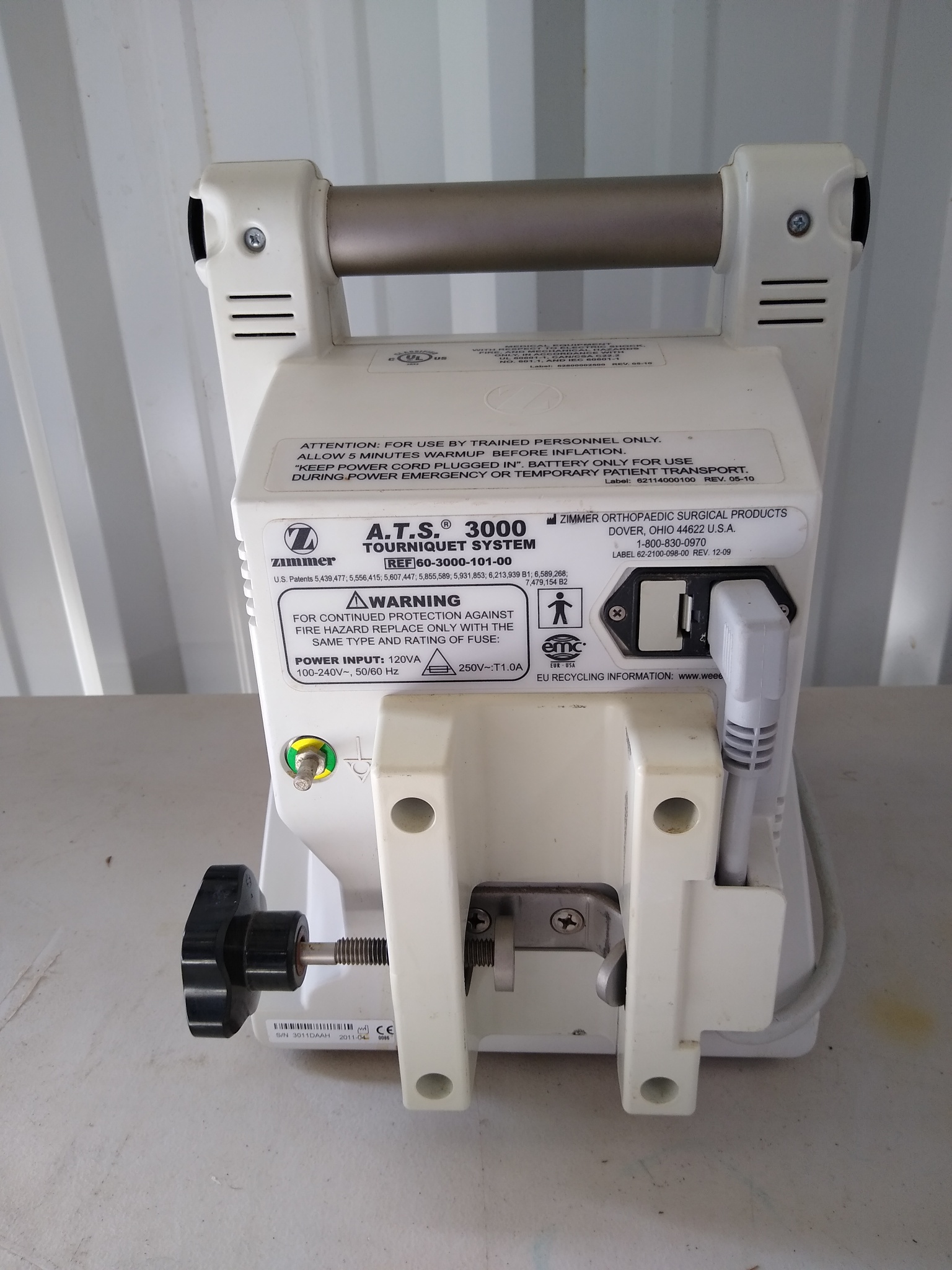 Zimmer ATS 3000 Tourniquet System - No Hoses and Battery needs replaced ...