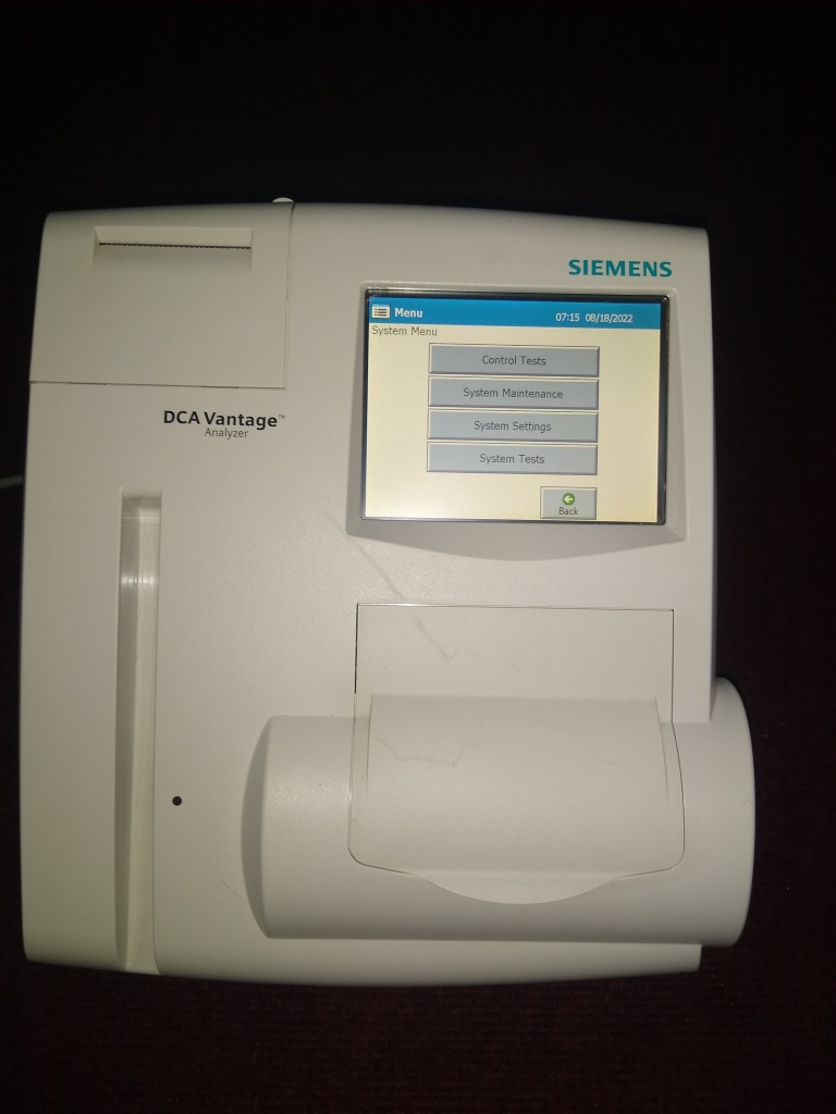 SIEMENS DCA VANTAGE ANALYZER - Medsold
