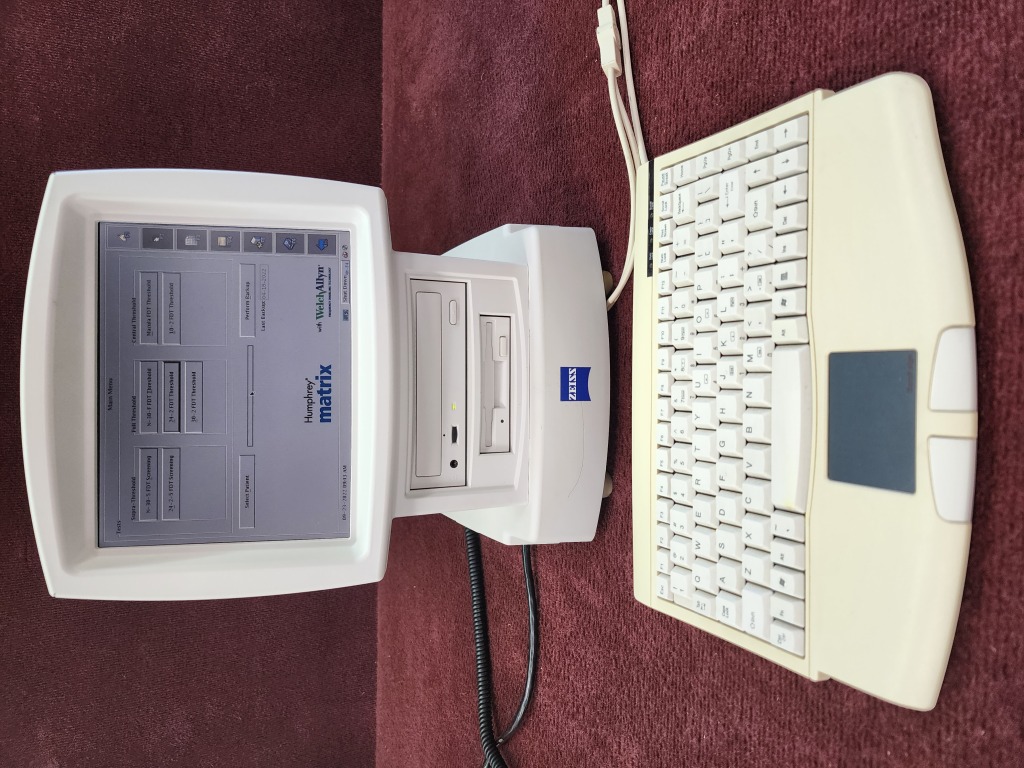Zeiss Humphrey Matrix Model 715 Visual Field Analyzer - Medsold