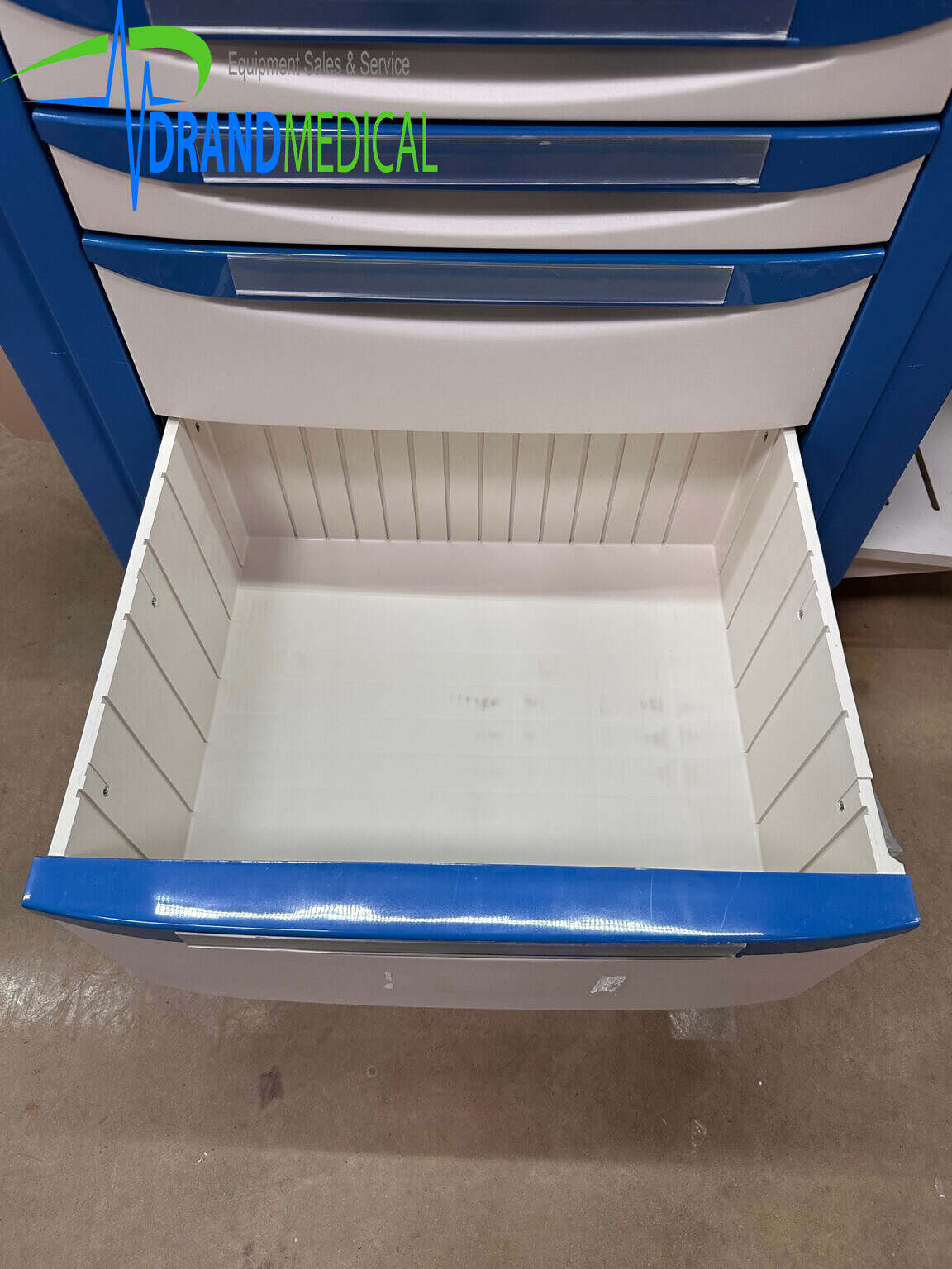 Metro Lifeline CO5-990A Medical Emergency Crash Cart - Medsold