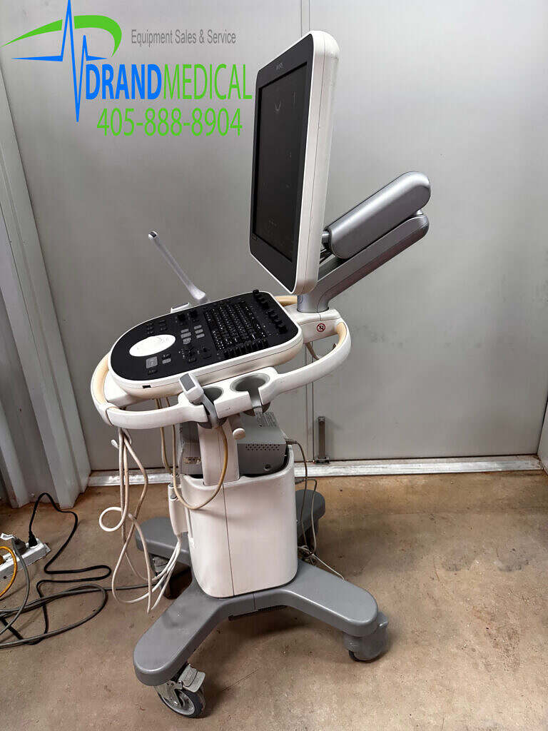 Philips ClearVue 550 Ultrasound Machine W/ L12-4, C5-2 & C9-4v - Medsold