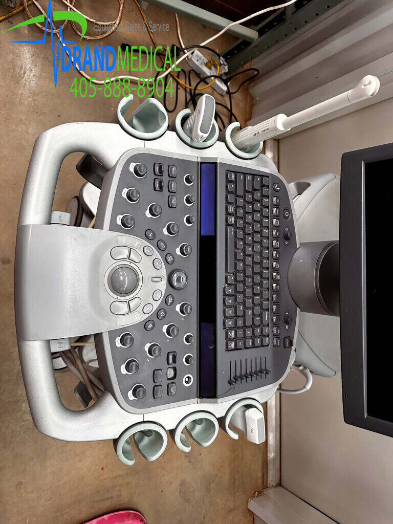 Siemens Acuson S2000 Ultrasound System 4C1 & EV-8C4 & 9L4 Probes - Medsold
