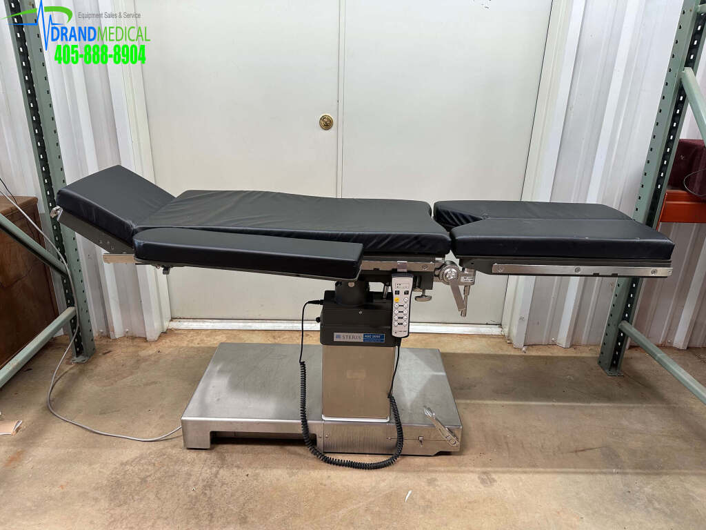 Steris ACS 2000 Surgical Table W/ Remote - Medsold