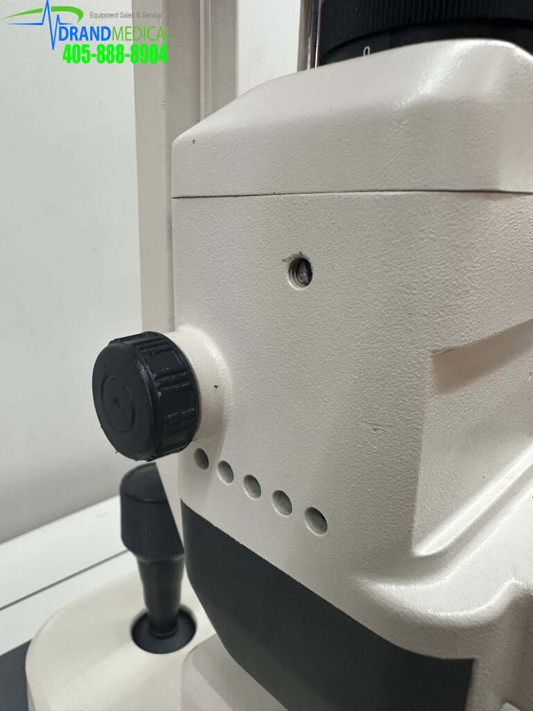 Topcon SL-1E Slit Lamp - Medsold