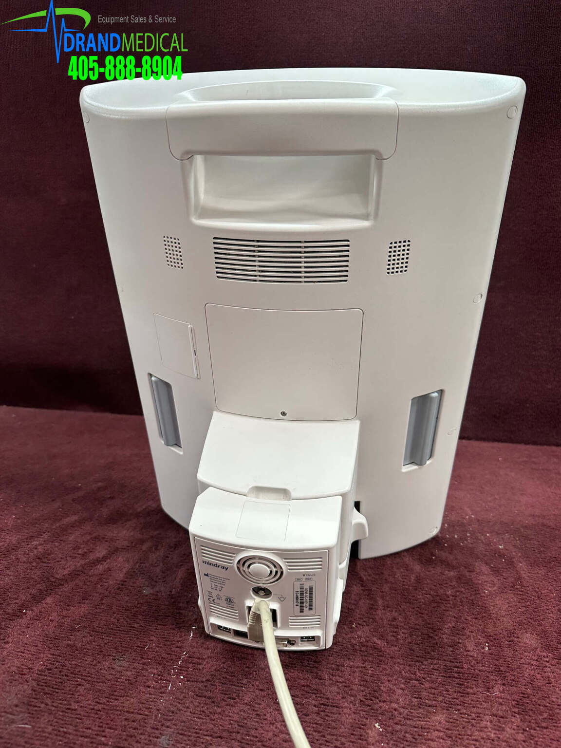 Mindray V21 Patient Monitor w/ V-Dock, V-Hub - Medsold