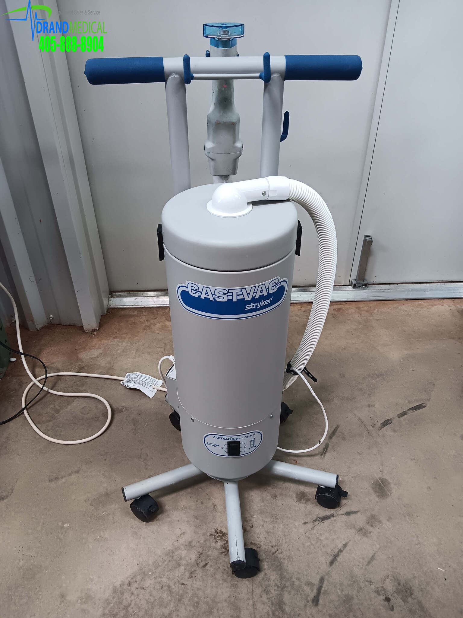 Stryker 940 Cast Cutter AND 986 CastVac w/ Mobile Stand - Medsold