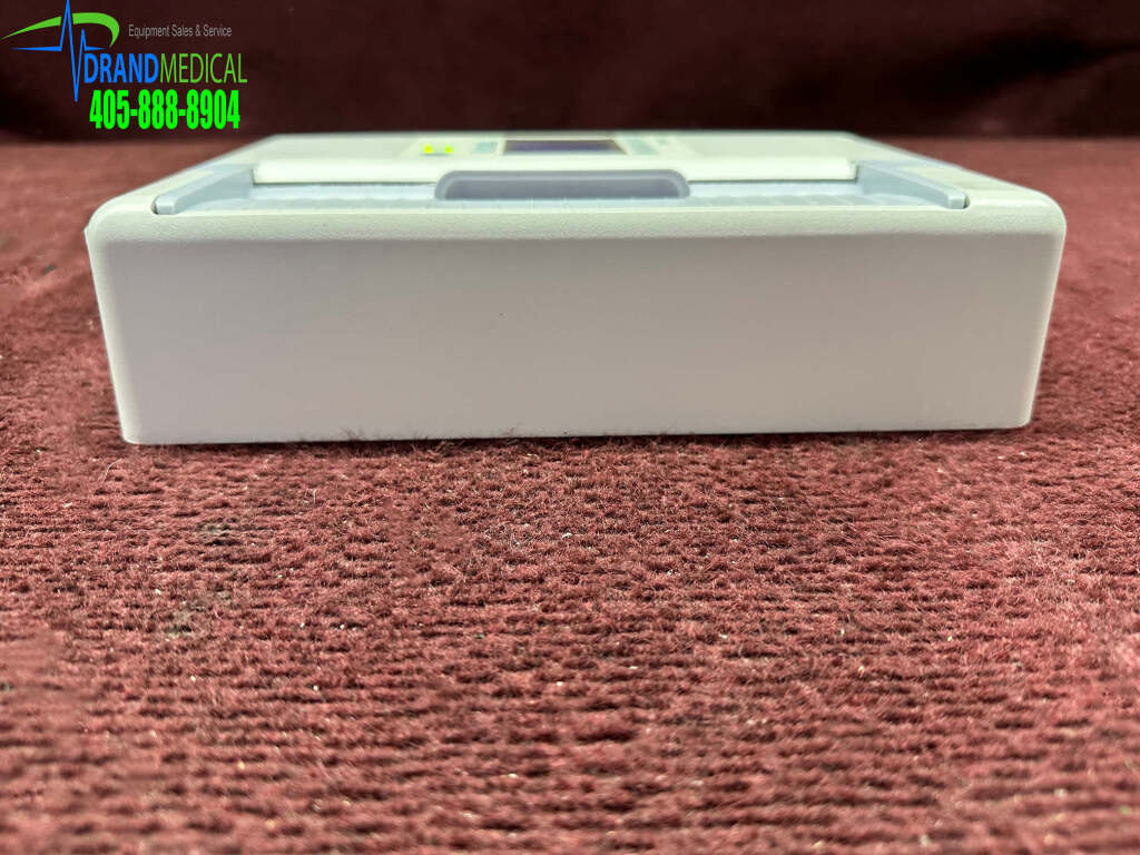 Welch Allyn Burdick ELI 230 Electrocardiograph W/ Patient Cable AM12 ...