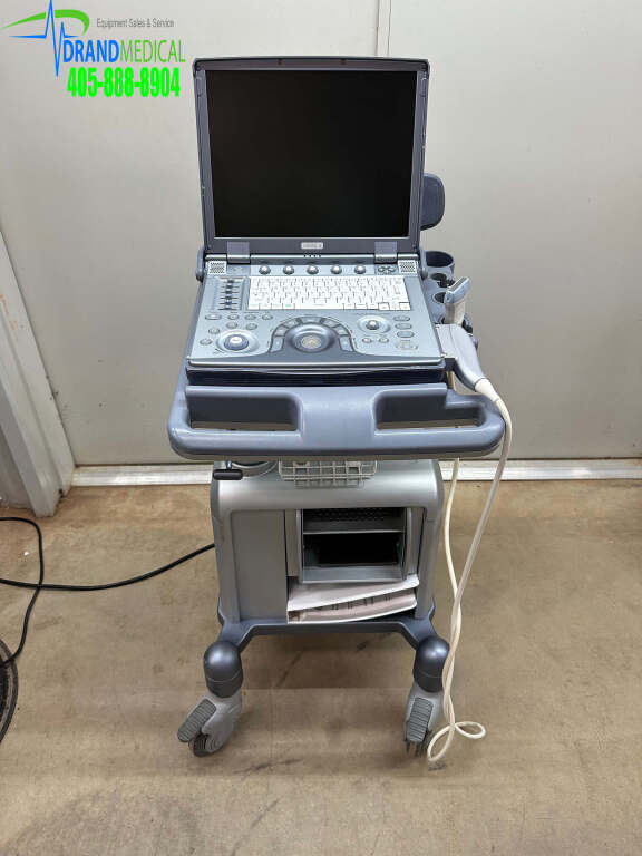 GE Logiq E Ultrasound System With 1 Probe 12L and Docking Cart - Medsold