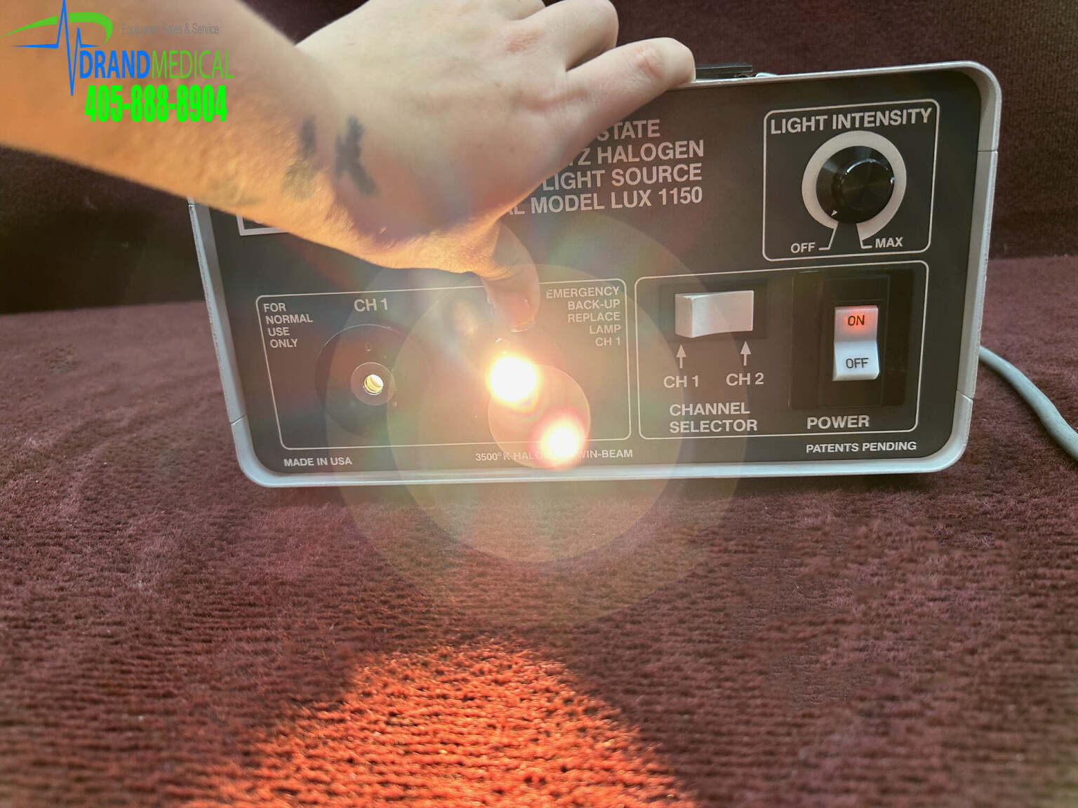 Luxtec Fiber Optic Light Source Model LUX 1150 - Medsold