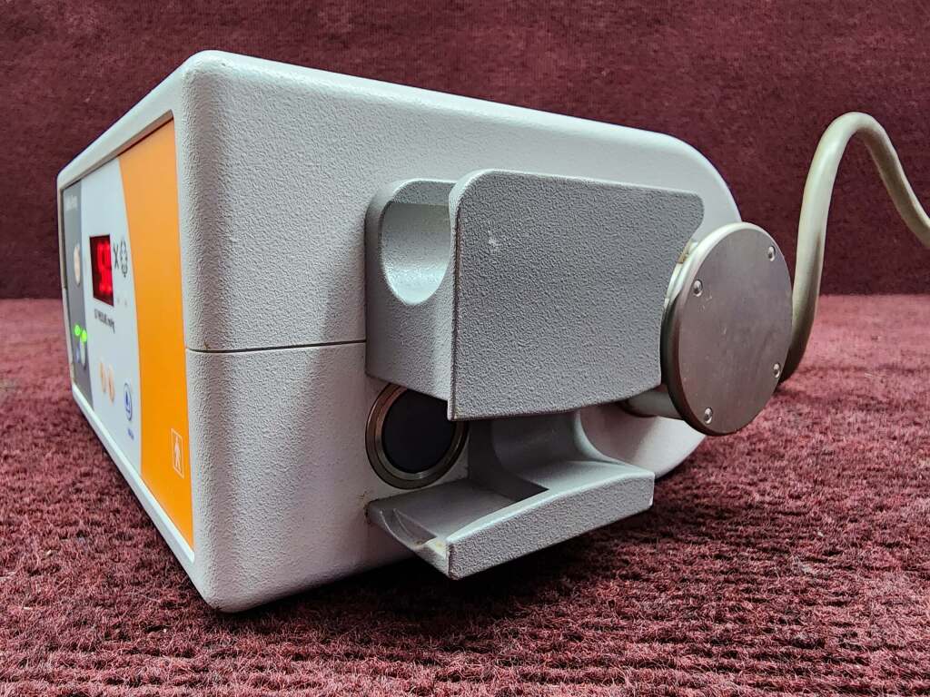 Endoscopy Smith & Nephew GoFlo Pump w/Remote - Medsold