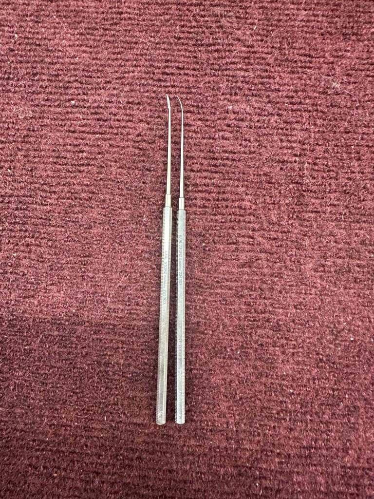 Karl Storz 224302 and 223300 Instruments - Medsold