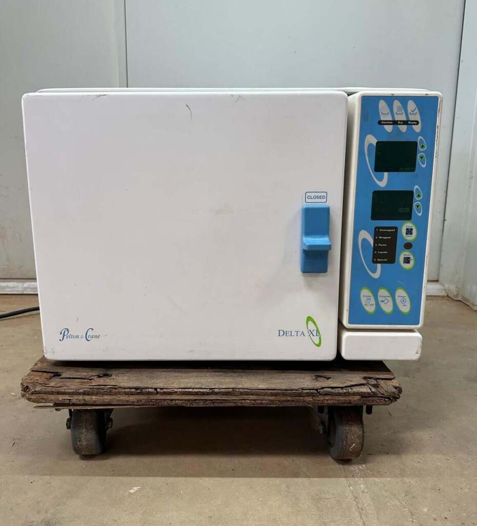 Delta XL Pelton and Crane Autoclave - Medsold