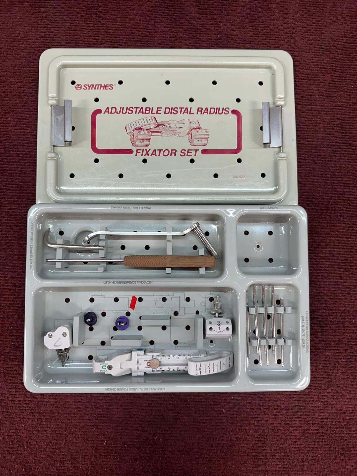 Synthes Adjustable Distal Radius Fixator Set - Medsold