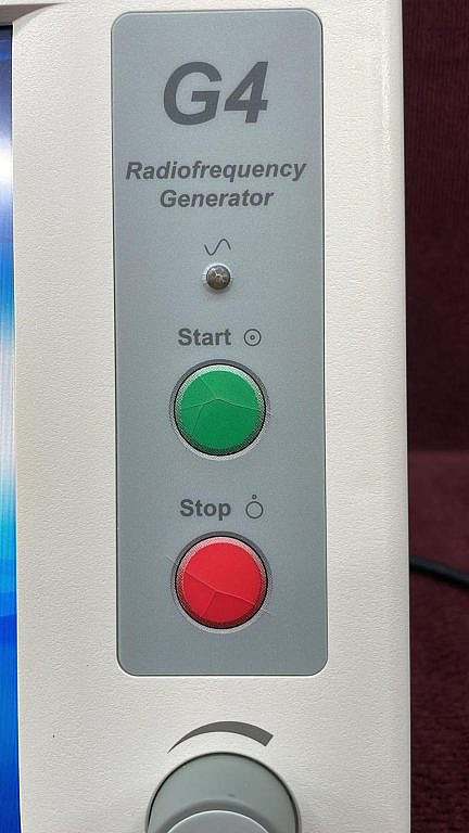 Cosman G4 Radiofrequency Generator RFG-4 w/ Cables, Probes, SureFit ...